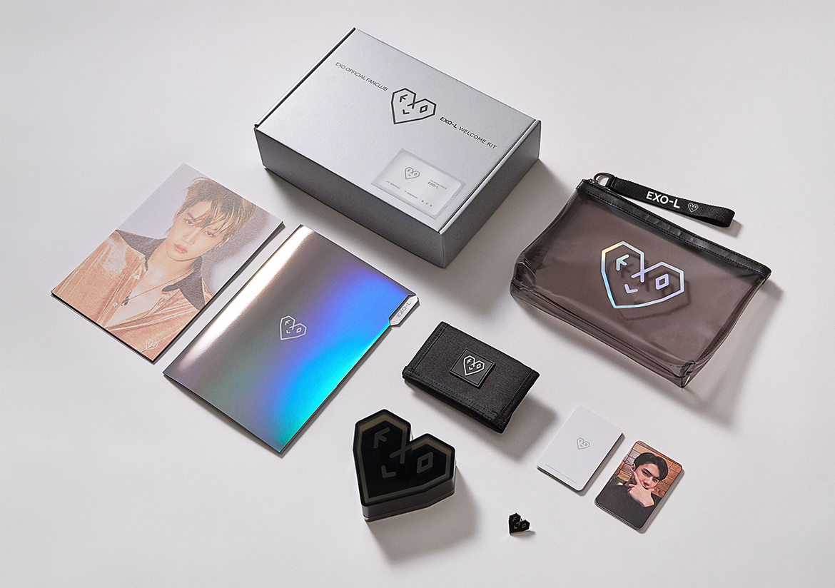 SM Entertainment _ EXO-L fanclub Kit | rEDCLOUDY